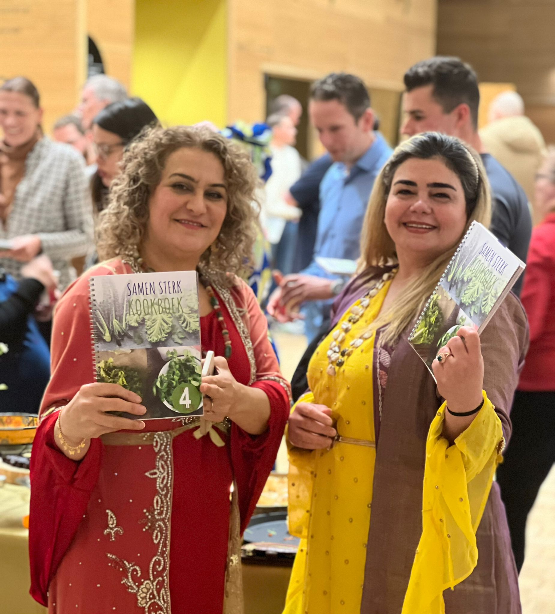 Nieuw kookboek 058 Samen Sterk in onze webshop! - Blog - Wijs met je ...